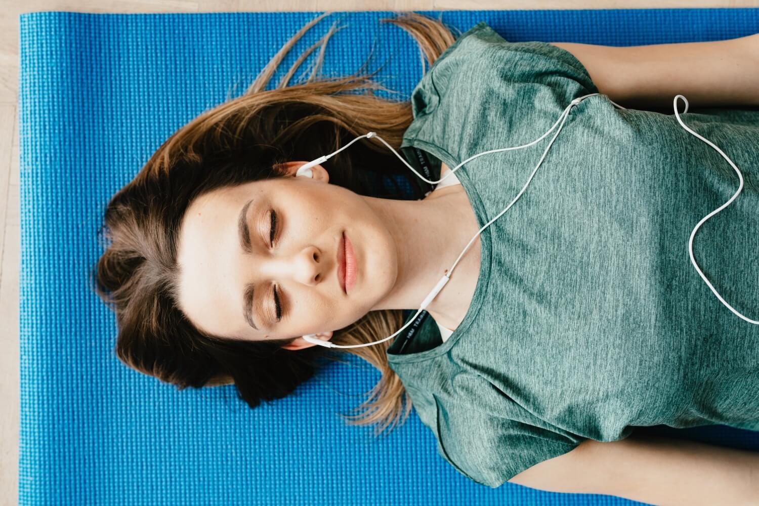 Dealing With Stress: 6 Things You Can Do To Put Your Mind At Ease ...